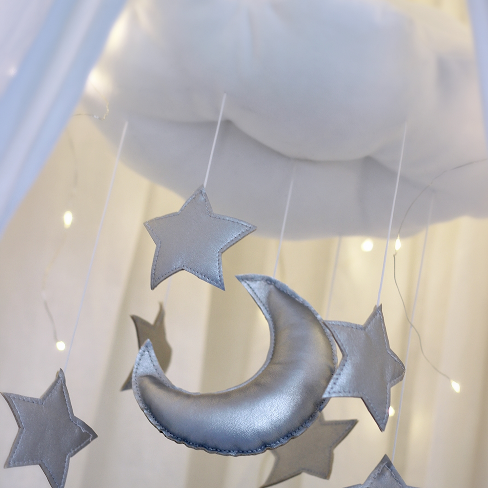 Norisor decorativ din catifea cu stelute argintii pentru camera bebelu ...